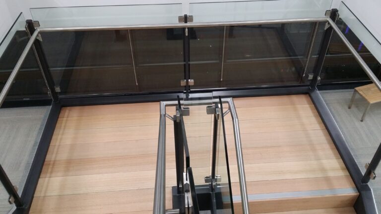 Bendigo Bank Staircase - Lucan Engineering